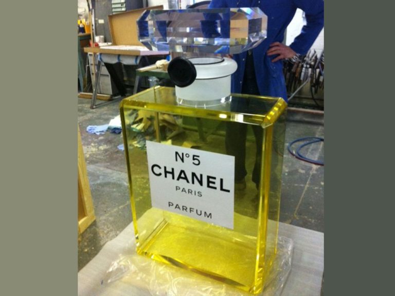 Custom Built Giant Factice Perfume Display Bottle Models